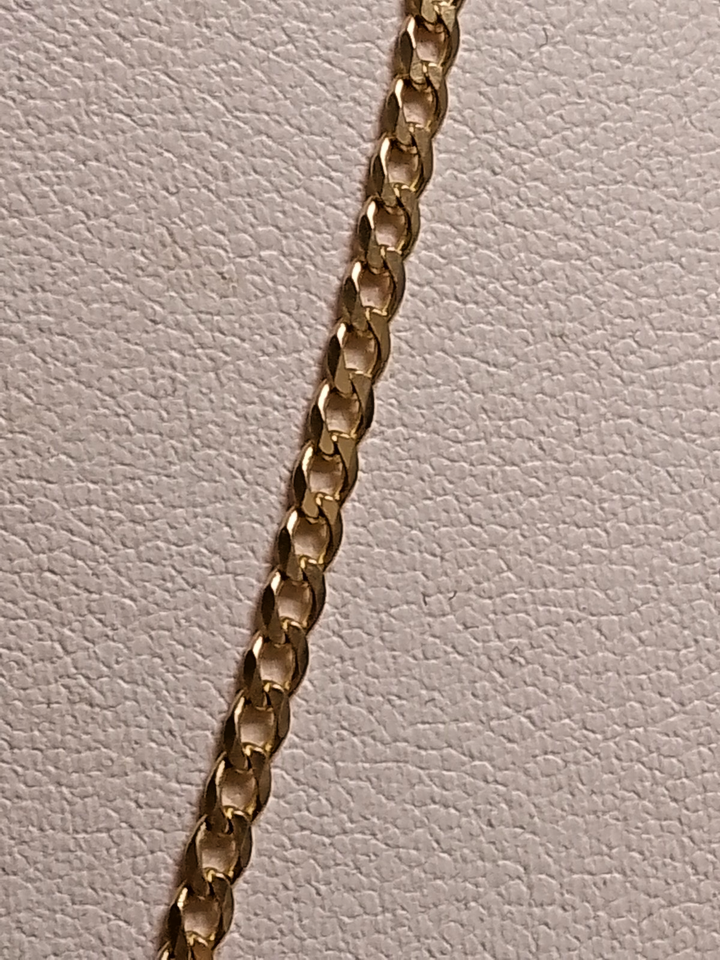 9ct Gold curb chain Bankrupt stock Weight 4.5 grams Length 20 inch ...