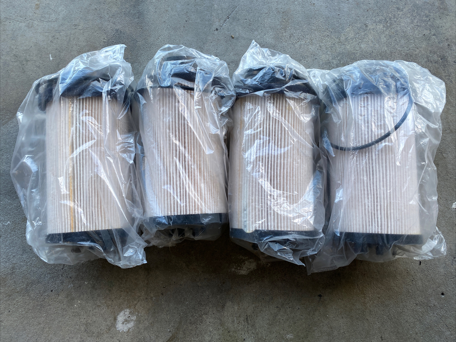 GROVE 03045825 - Fuel filter cross reference