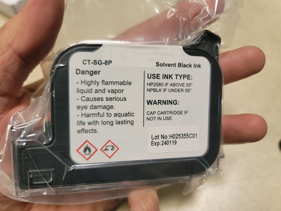 Solvent Ink Cartridge For HP 2580 Black Ink with Optical Density Suited ...