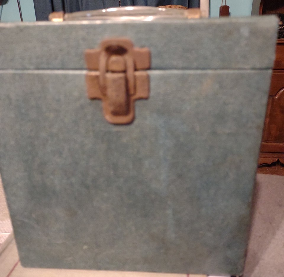 RECORDS- 45 VINYLS FROM 50's & 60's In a box by Discmate w/lot 27 ...