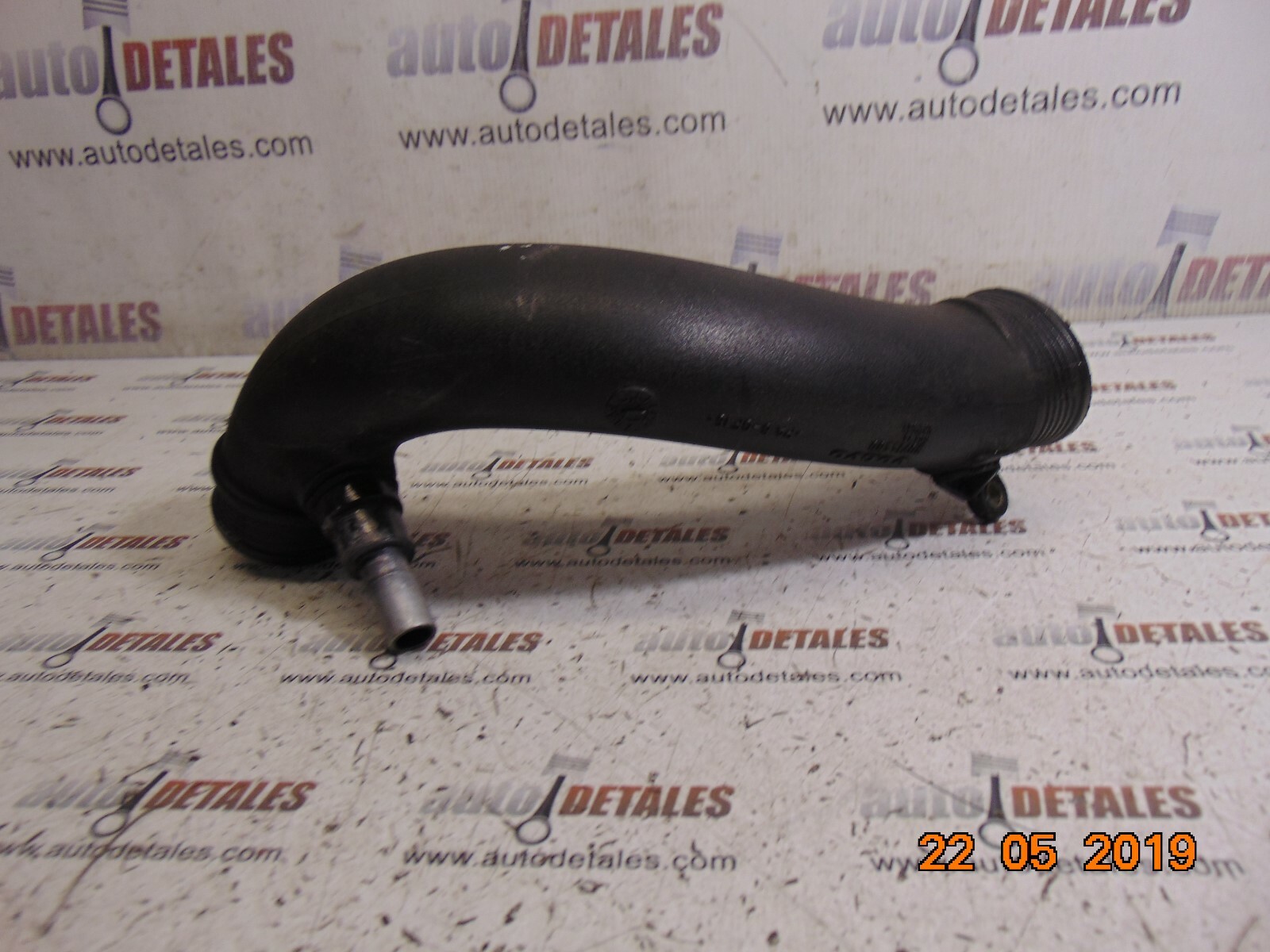 Volvo XC90 2.4 D5 intercooler air intake hose pipe 30714480 used 2008 ...