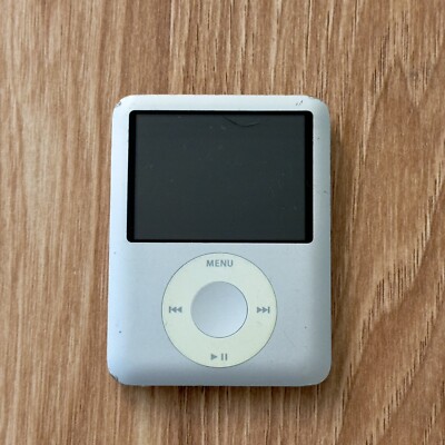 Apple iPod Nano 3rd Generation 4GB (Silver) - **TESTED WORKING ...