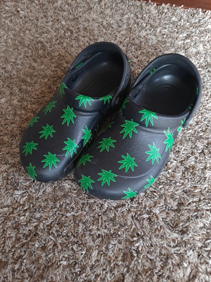 CROCS Classic HEMP LEAF Clog Womens Sz 6 Mens Sz 4 Marijuana Pot Weed ...
