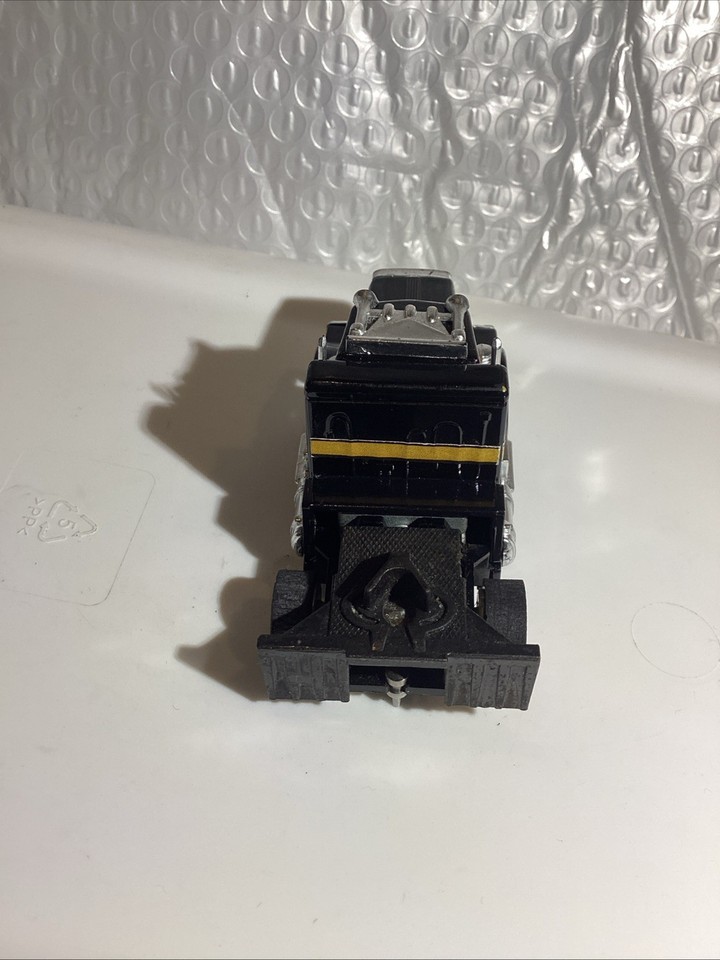 Tyco US 1 Electric Trucking Black Gold Bandit Peterbilt HO Slot Semi ...