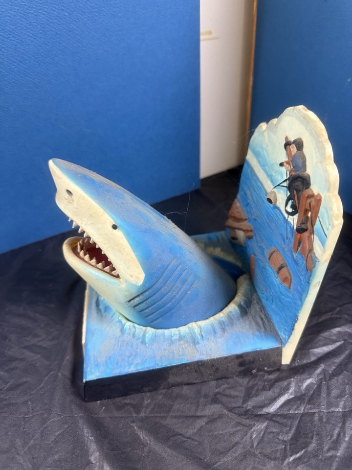 VINTAGE #270 Jaws 1975 Built Up ADDAR NOT AURORA MODEL KIT | eBay