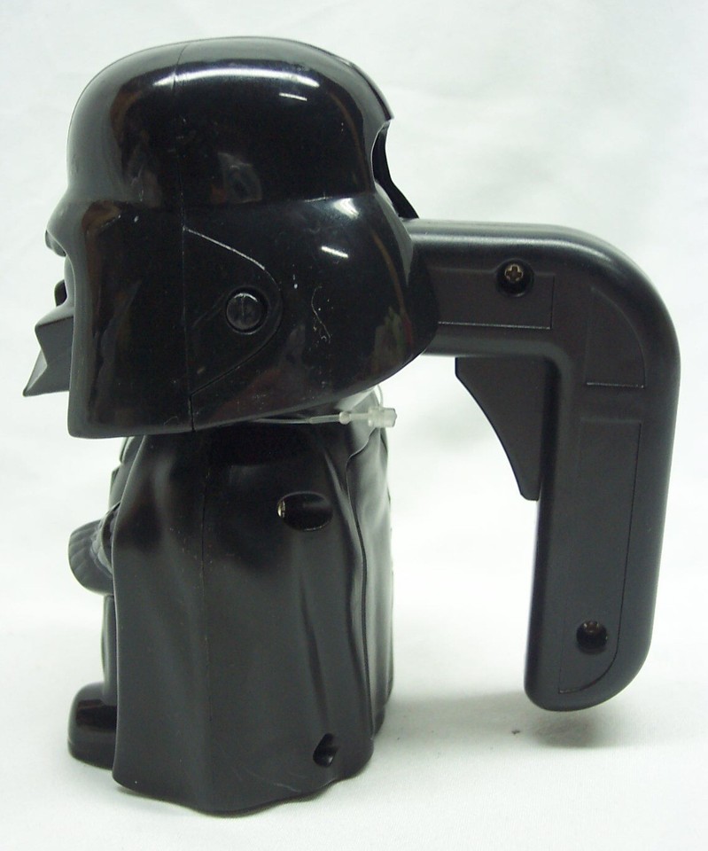 Star Wars LIGHT UP DARTH VADER RED FLASHLIGHT W/ HANDLE 5" Plastic Toy ...