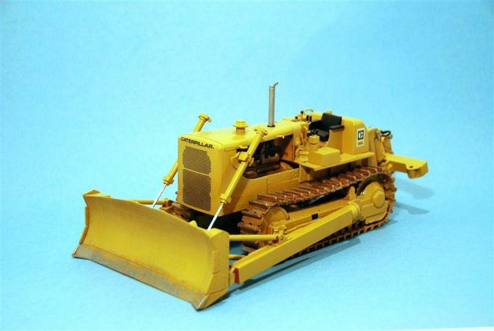 Scale Model Bulldozer Kits