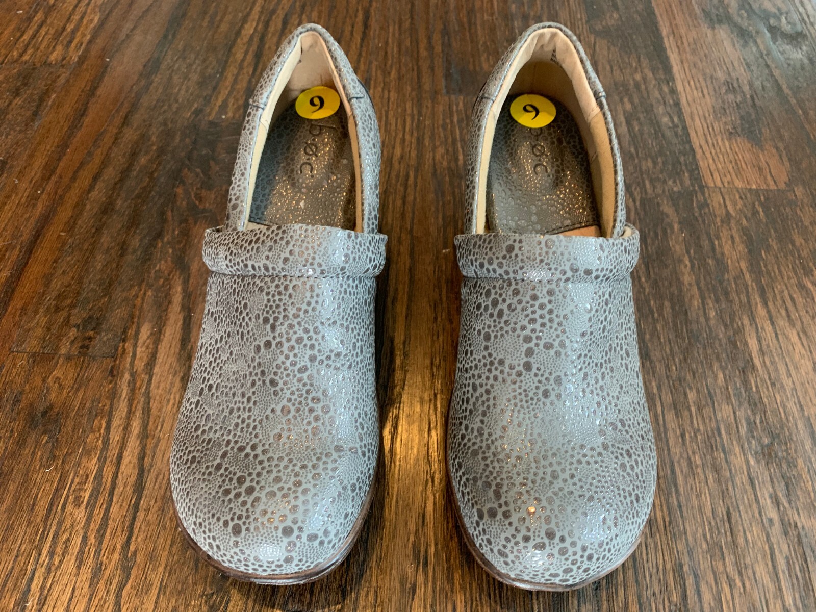 NEW b.o.c. Gray Leather Women's Clogs, Size 9, Closed Toe, Slip On ...