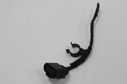 Audi A3 Cabriolet 8P 4 Pin Wiring Connector and Short Length of Wire ...