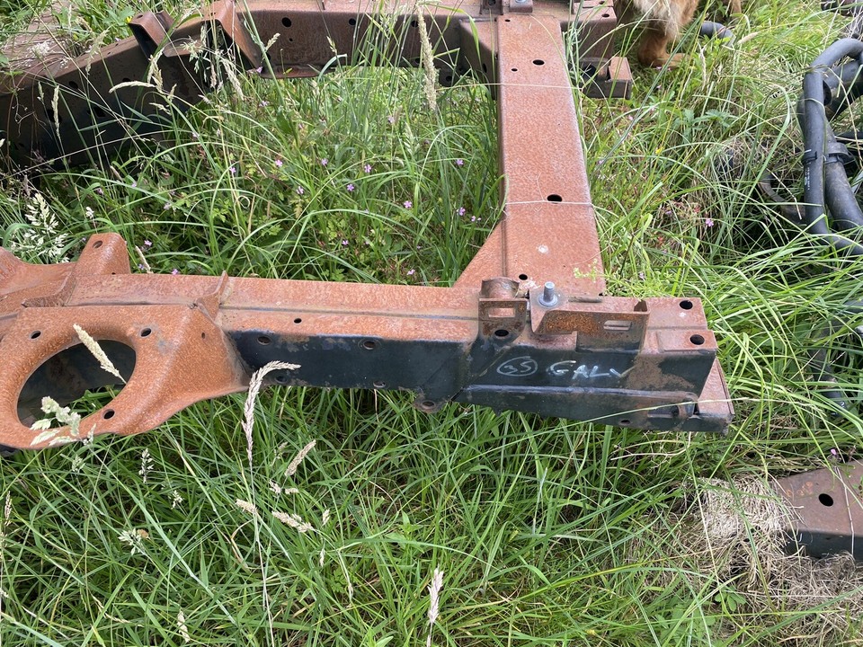 Genuine Land Rover Defender 110 TDCI / PUMA chassis in original ...