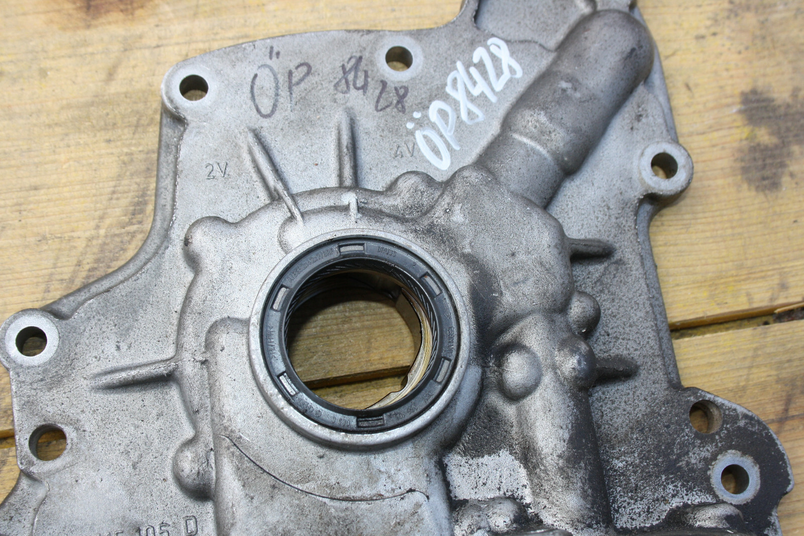 Original VW Golf 4 IV Ölpumpe 036115105D Pumpe Öl ÖP8428 | eBay.de