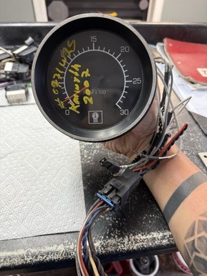 KENWORTH TACHOMETER RPM GAUGE Q43 1020 15 | eBay