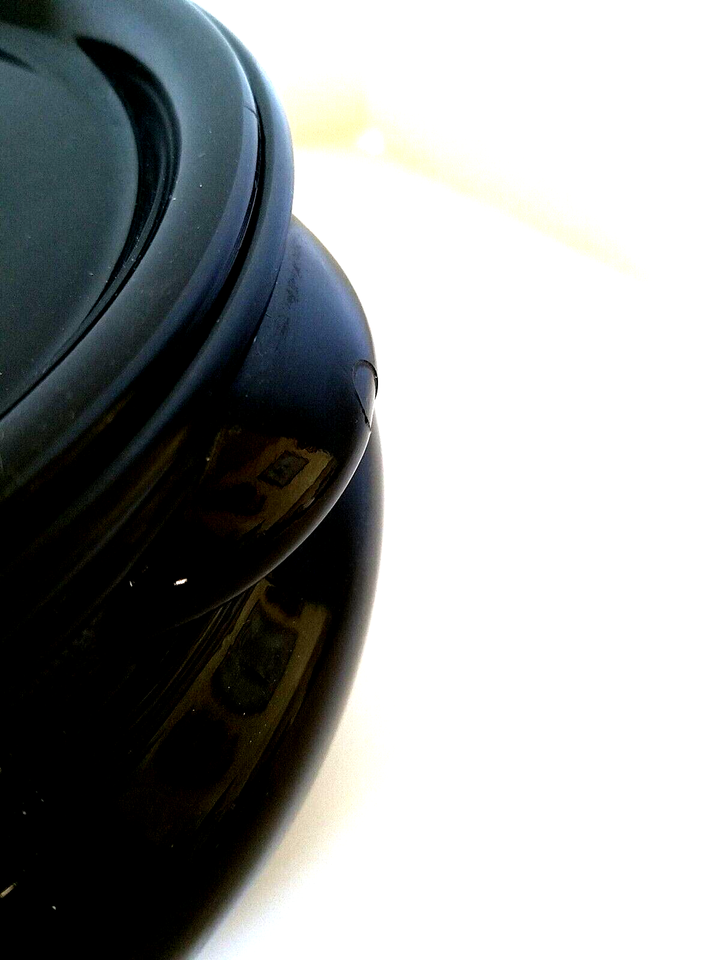 1930s L.E. Smith Mt. Pleasant Black Amethyst Glass Bean Pot and Cover ...