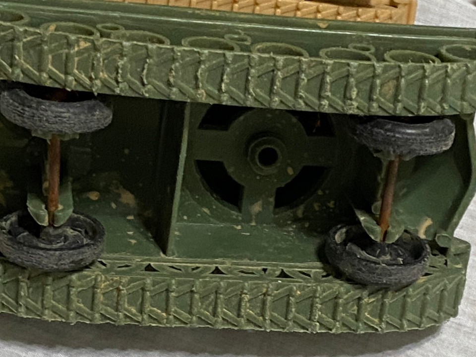 TIM-MEE & Similar Green & Tan Tanks + 2 Cannons + 2 Jeeps Lot of 7 | eBay