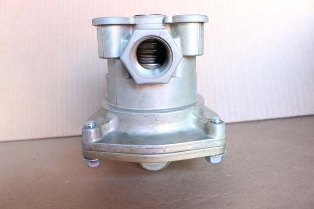 Sealco Air 110200 Relay Emergency Valve for sale online | eBay