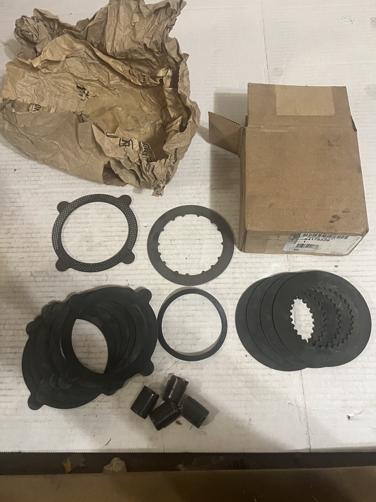 GM Genuine Parts 84175329 Driver Side Locking Differential Clutch Disc ...