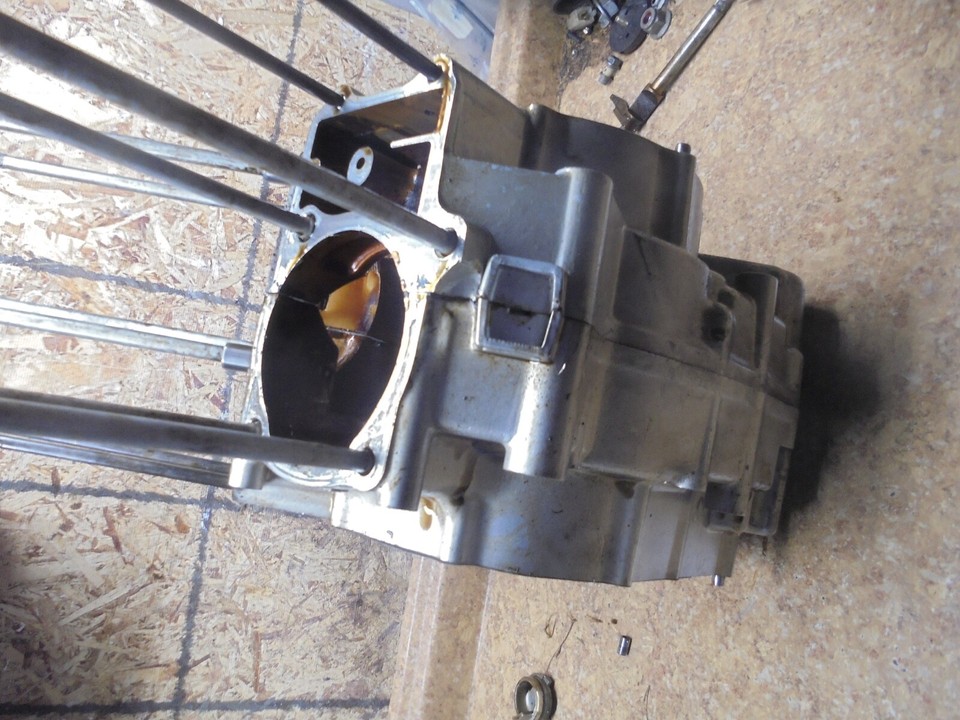 2003 Honda Shadow VT1100C VT1100 VT 1100 C Engine Crank Case Casing ...