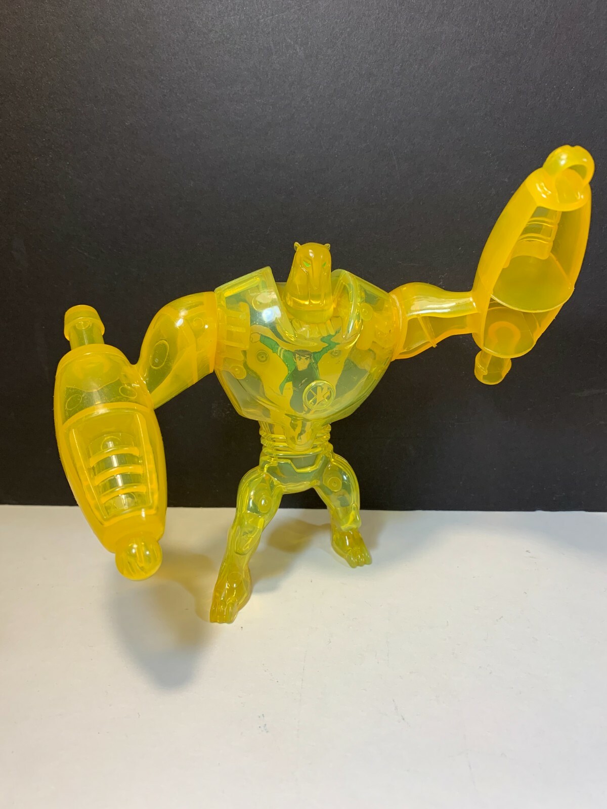 Ben 10 Armodrillo Toy