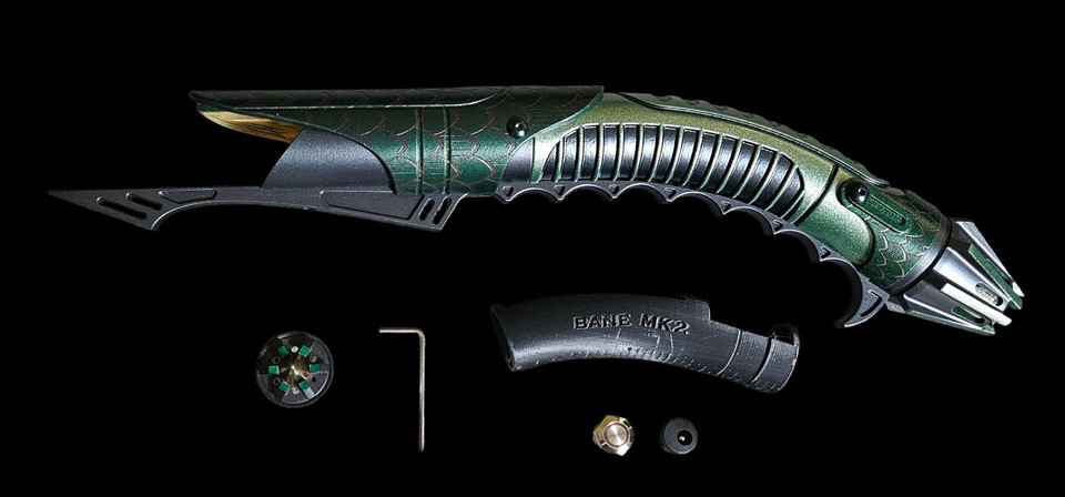 Saberforge Bane MK2 Elite Custom Lightsaber EMPTY Royal Custom Armory ...