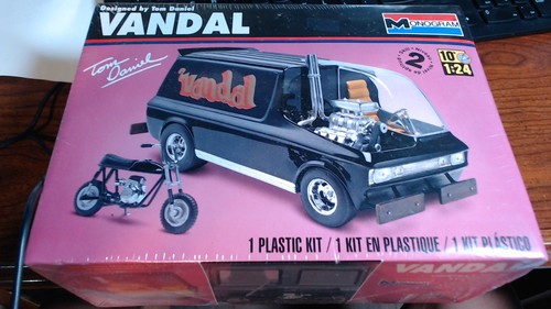 Monogram Tom Daniel Vandal 1/24 Model Kit new | eBay