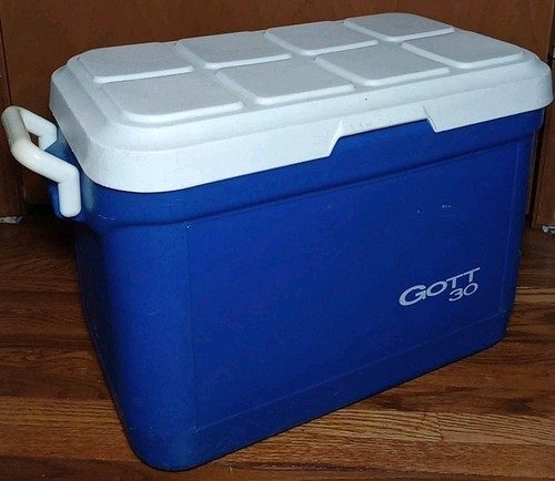 Vintage Gott 30 Qt Cooler Ice Chest, Blue, Carry Handles, Drain Plug ...