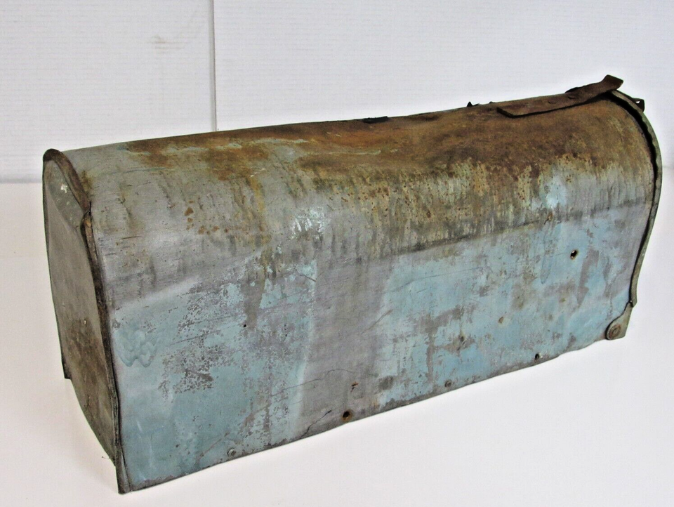 Vtg Unique Rusted Galvanized Steel Rural Mailbox Farm Ranch Country ...