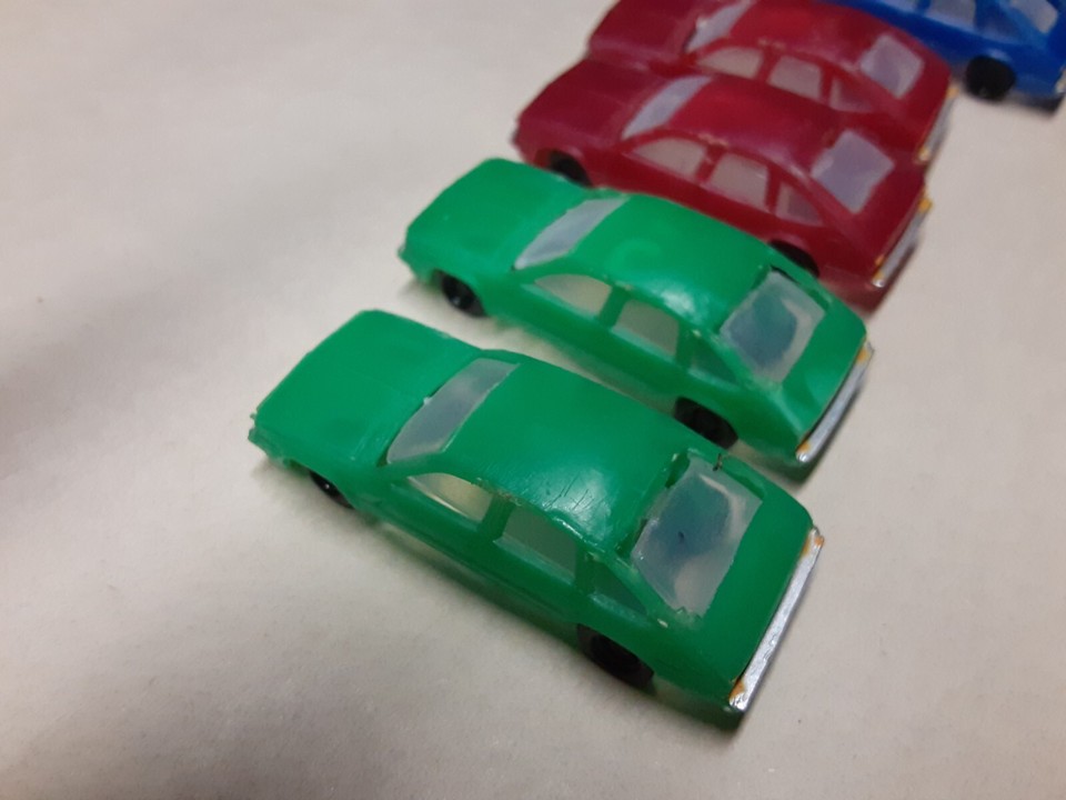 Lot of 6 vintage small plastic toy cars | eBay