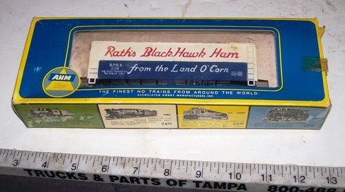 Vintage HO RATH'S BLACK HAWK HAM AHM Billboard Style Reefer ...
