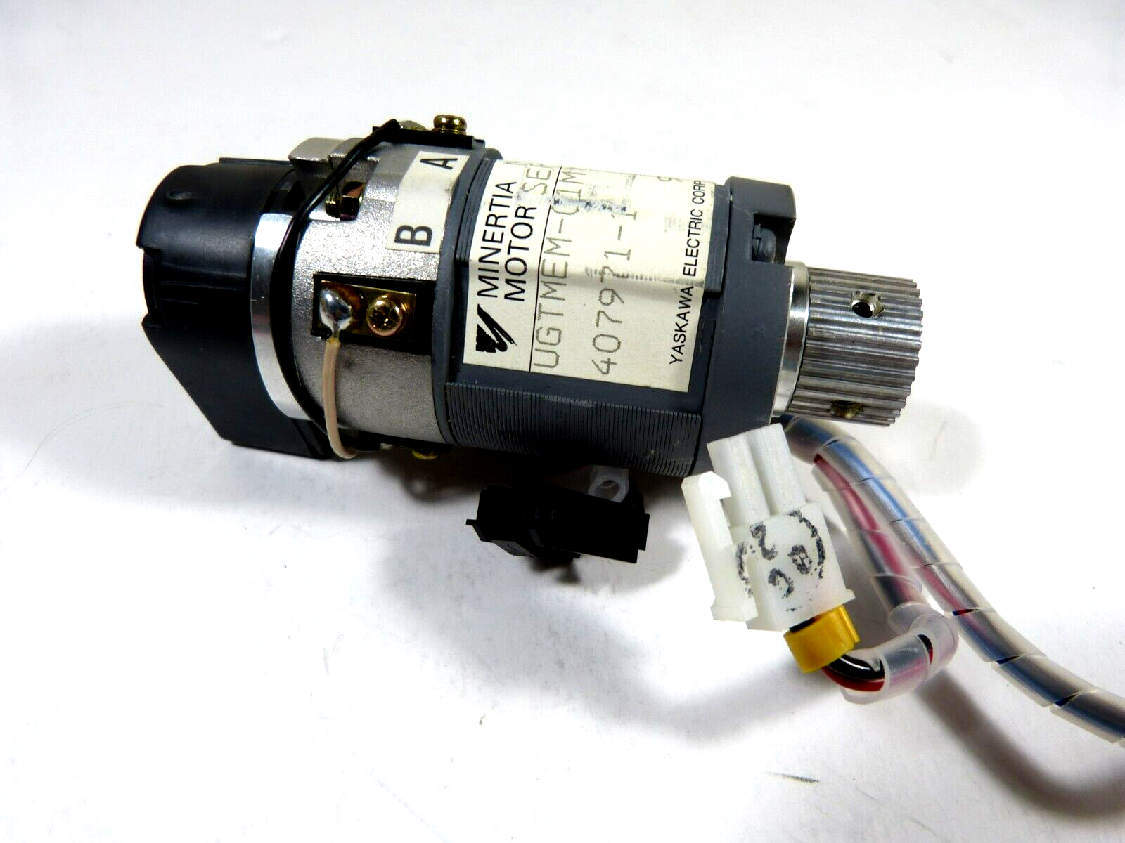 Yaskawa Minertia Motor Mini Series UGTMEM-01MYC21 from Scorbot ER IX ...