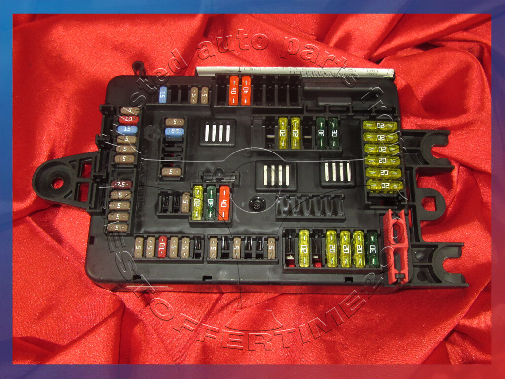 BMW F22 F30 F34 F31 F32 F15 F16 2 3 4 X5 X6 REAR DISTRIBUTION FUSE BOX ...