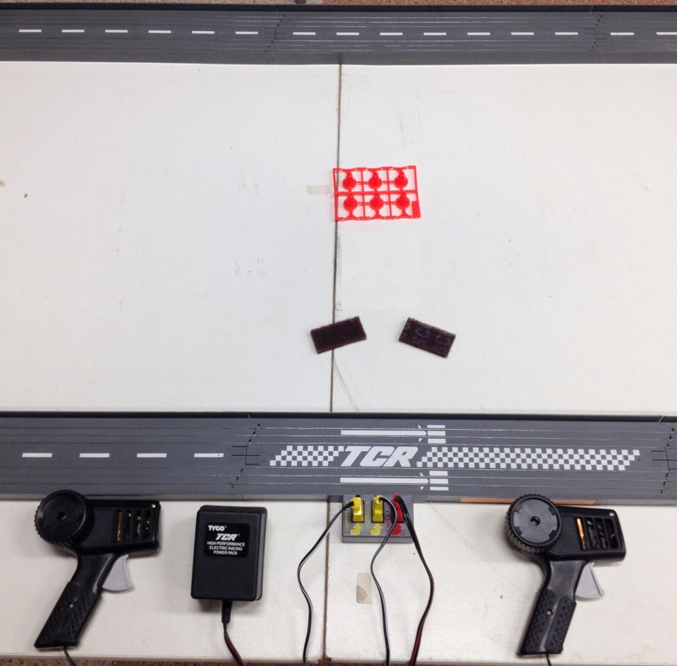 1993 UNUSED TYCO TCR Slotless Slot Car 13ft Indy RACE SET 2 Vehicles ...