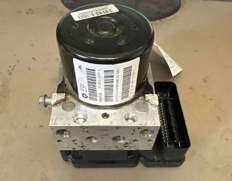 2015-2018 JEEP WRANGLER ABS Anti-Lock Brake Pump Assembly OEM | eBay