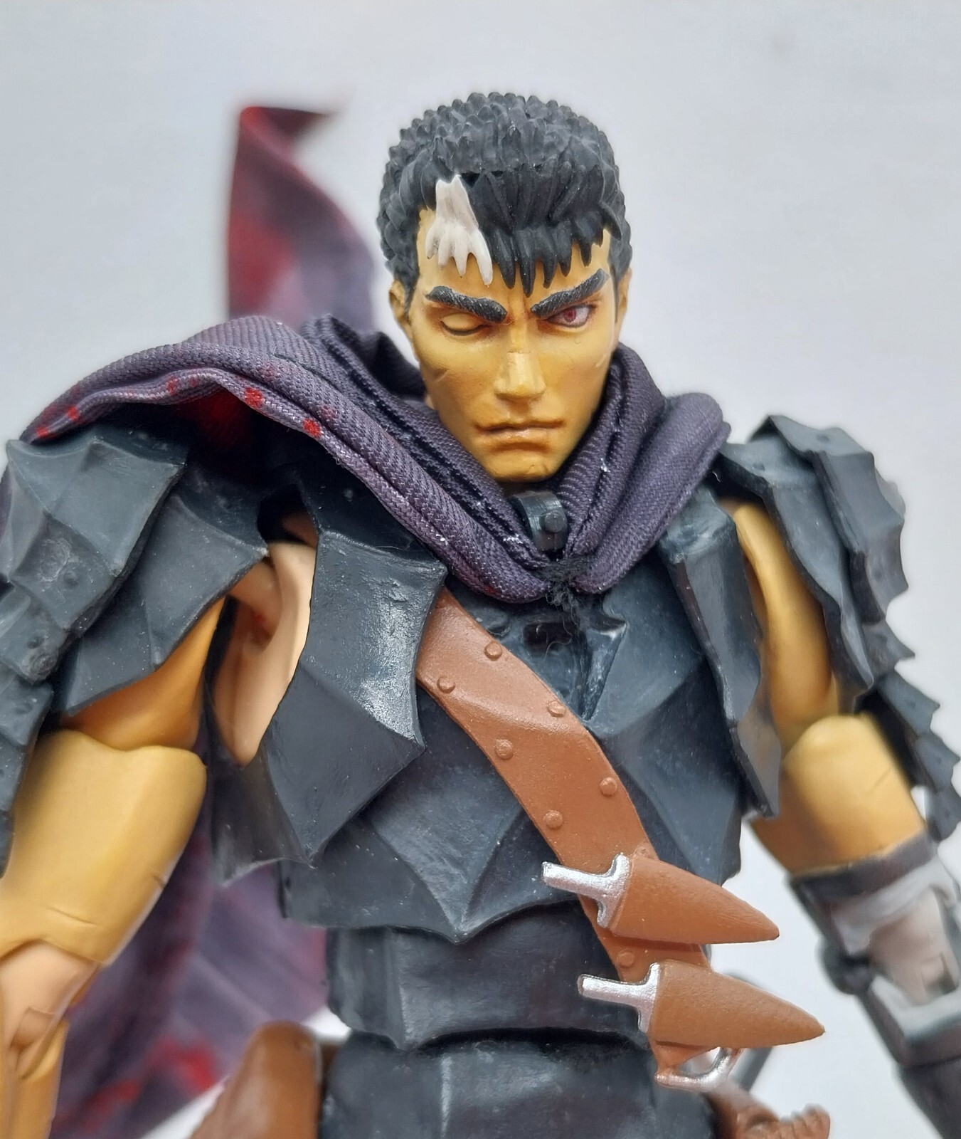 Bandai SHF Berserk Guts Dedicated Blood Ver. Wire Damage Black Cape ...