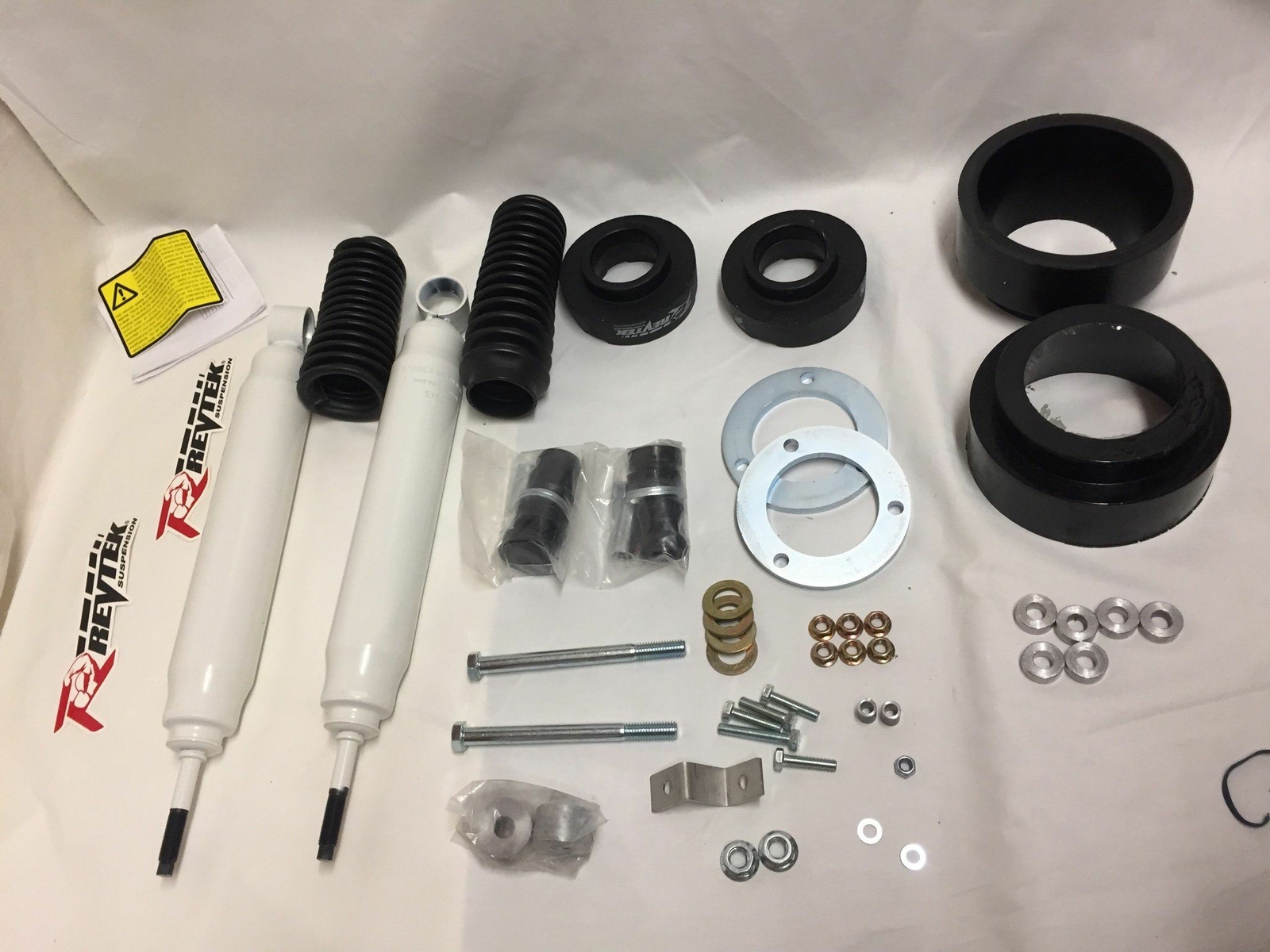 Revtek 432 3" Front/2.5" Rear Suspension Lift (Rear Shocks Included) AS ...