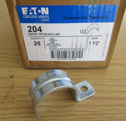 Box of 25 NIB Eaton Crouse Hinds 204 Snap On Size 1 1/2" One Hole EMT ...