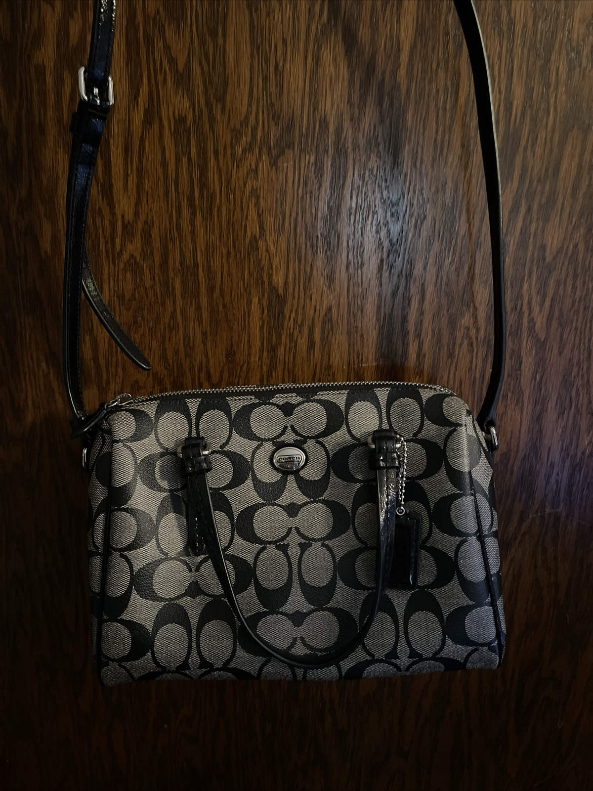 Coach Black And Gray Signature Crossbody - Gem
