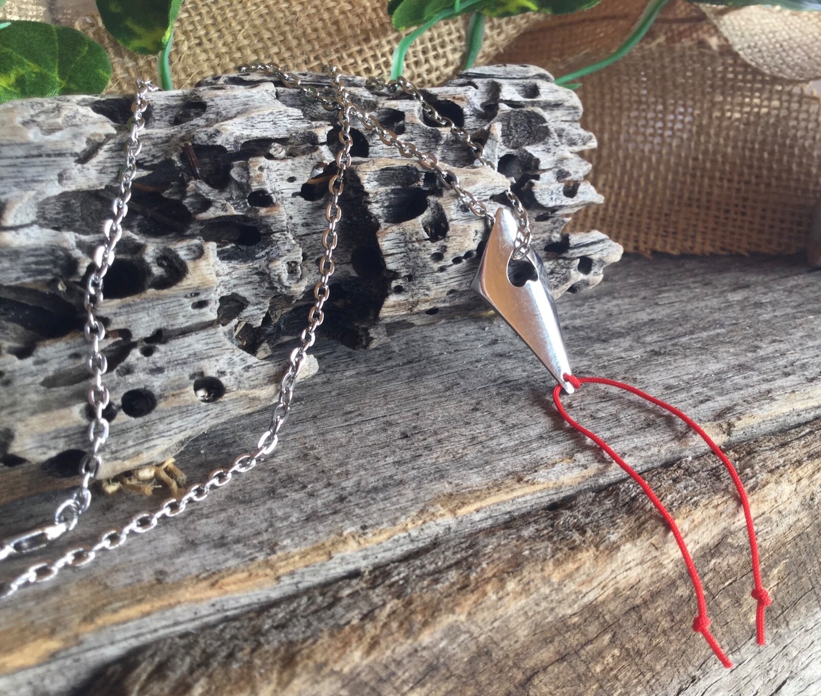 Franky Doyle Kite Freedom Necklace Wentworth Prison Inspire Pendant Red ...