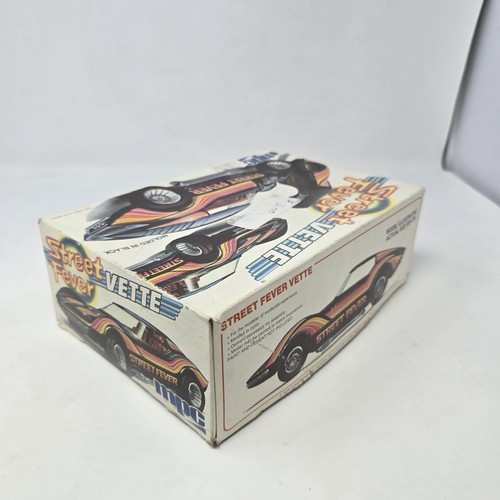 MPC Street Fever Vette Molded In Black Scale 1:25 Model Kit Vintage ...