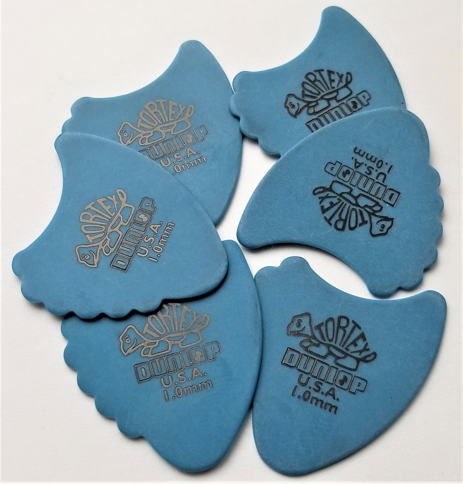 Dunlop 414R1.0 Tortex Fins, 6 Picks 1.0mm Blue | eBay