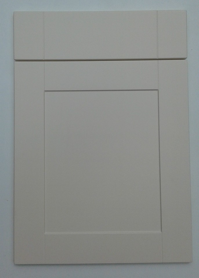 Replacement Matt Cream Shaker Kitchen Unit Cupboard Doors fit Howdens ...