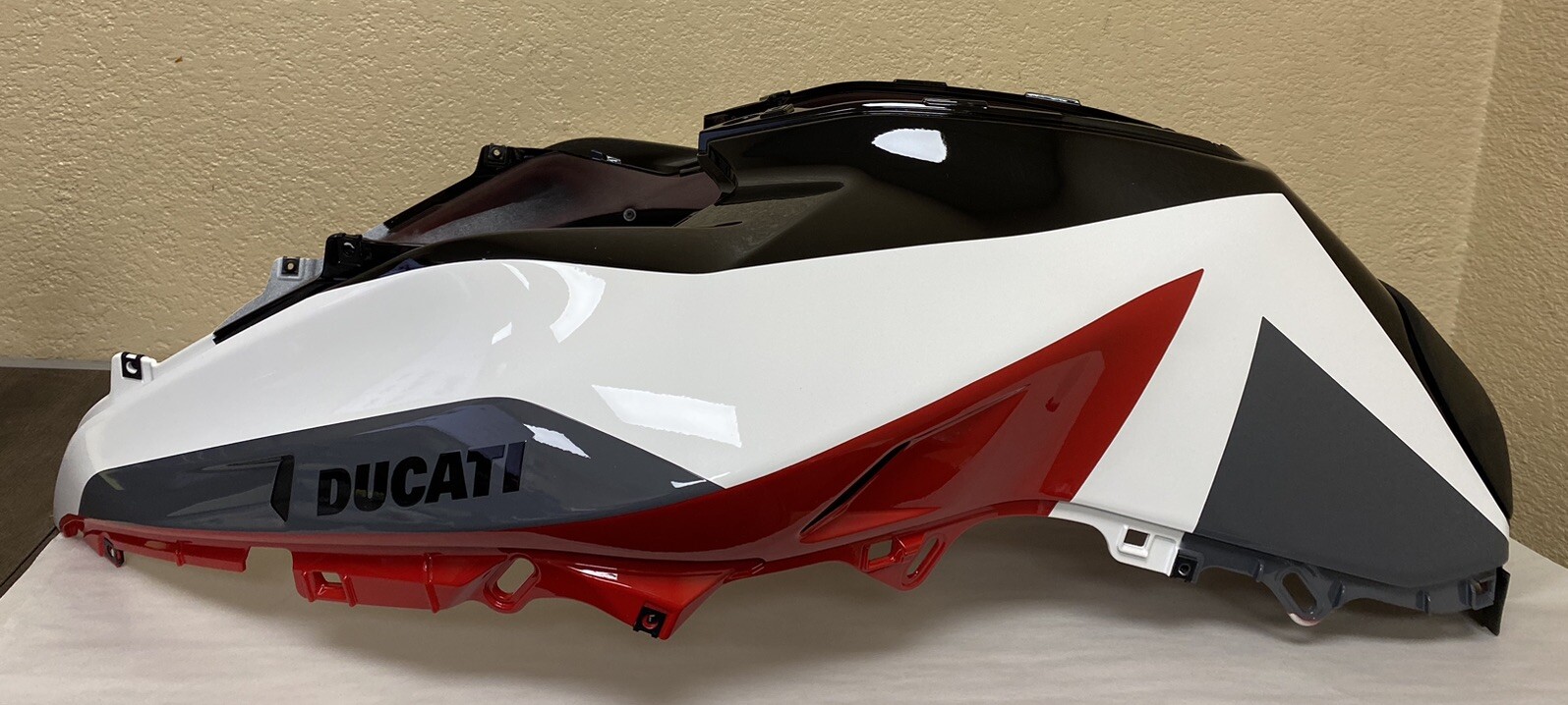 Ducati Multistrada V4 S Sport / Full Tank Cover Coperchio Serbatoio ...