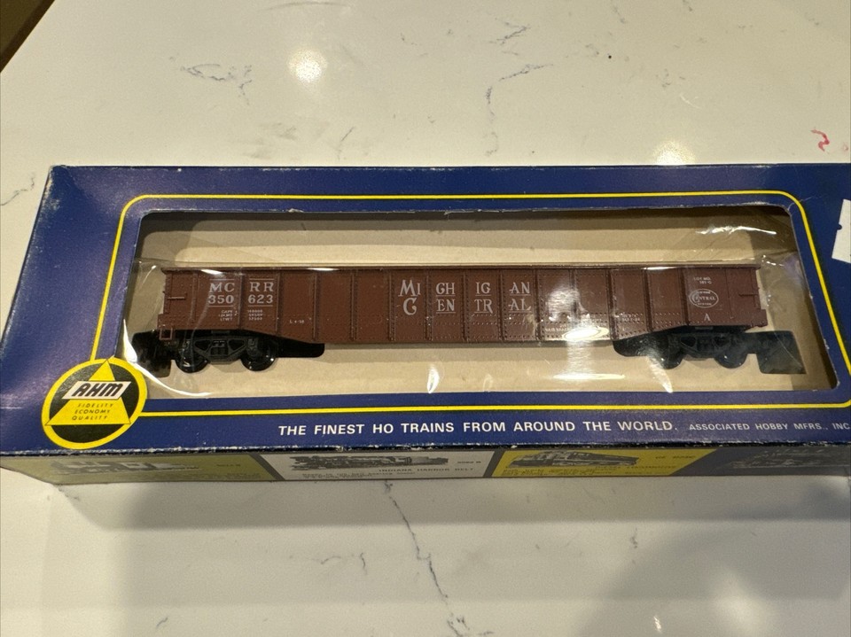 HO Scale AHM Michigan Central MCRR 350623 Gondola | eBay