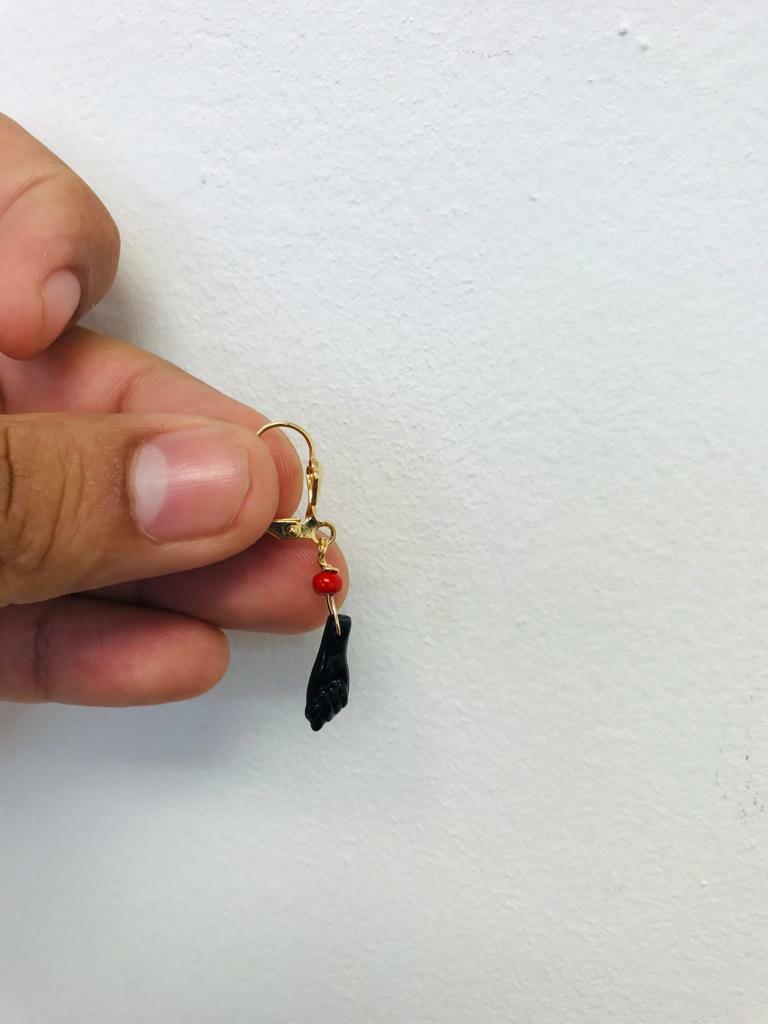 New Aretes Mano de Azabache en Oro Laminado para Mujer, Azabache Hand ...