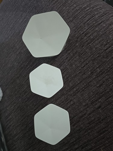 ONE Xfinity X-Fi Pod 2nd Gen WiFi Extender (Model XE2-SG) & TWO XE1-S ...