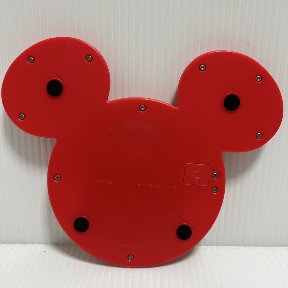 Mickey Mouse-shaped calculator, retro, uses button batteries (sold ...