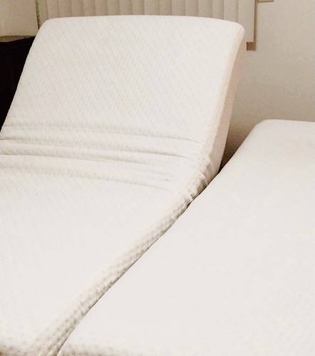 Sleep Number Split King C4 Bed + Adjustable Frame Sheet Set Included ...