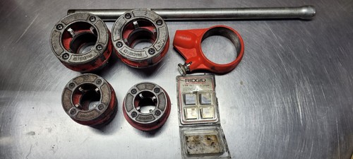 RIDGID 12-R NPT pipe die threader set. With 4 dies, extra chasers ...