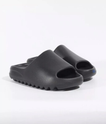 Adidas YEEZY Slide ONYX Kanye West (HQ6448) Matte black | eBay