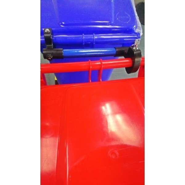 Wheelie bin lock, clamp. Smart bin clamp Snap on or Lock on NO DRILLING ...