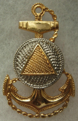 WW2 USCGS Chief Hat Badge - Pin Back - Gemsco Maker - PB | eBay